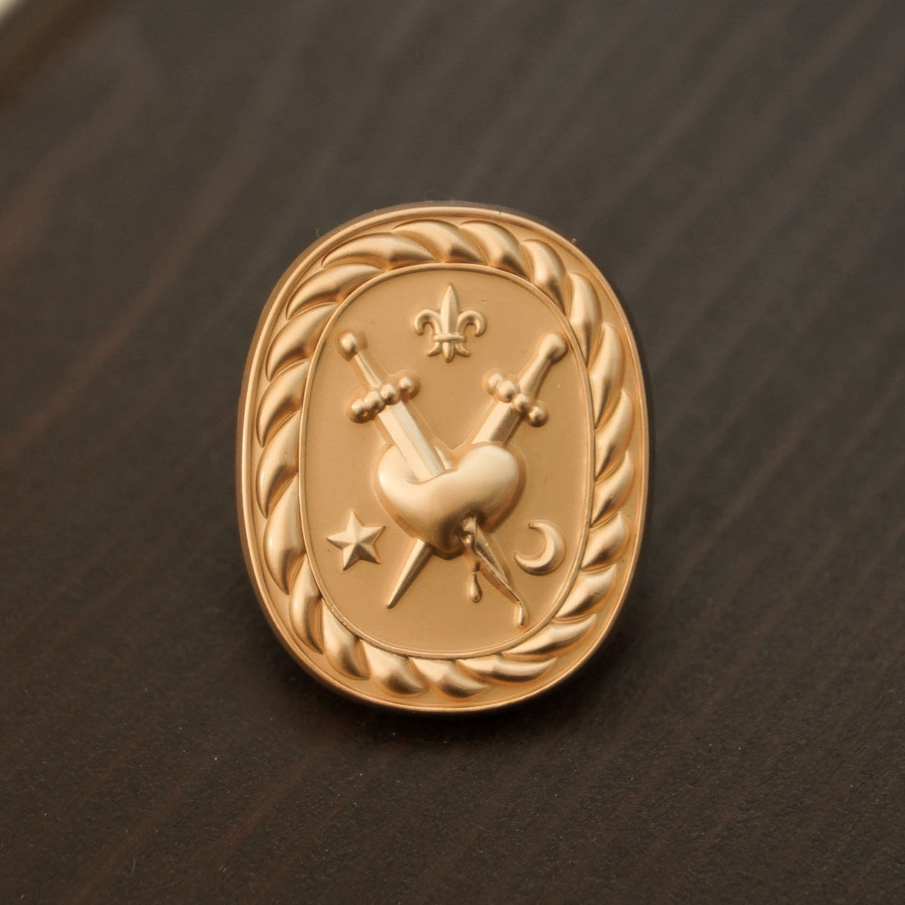 Get Collection of Creative Charms and Pins - misterrobinson